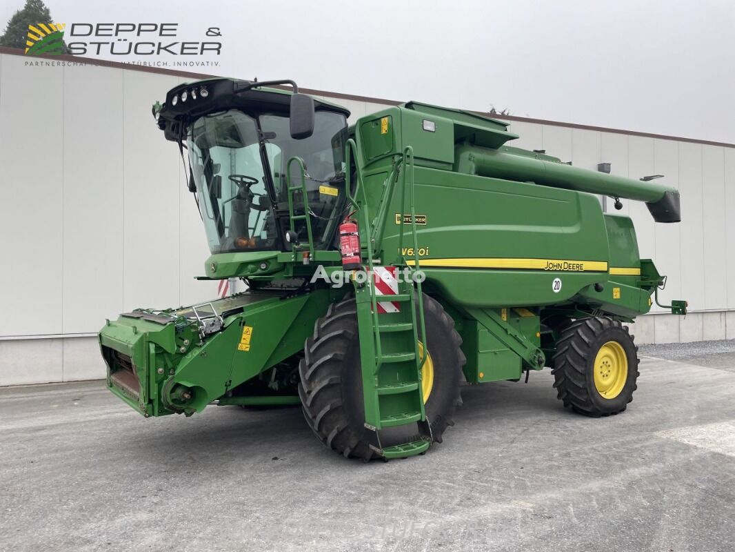 John Deere W650 kombajn za žito