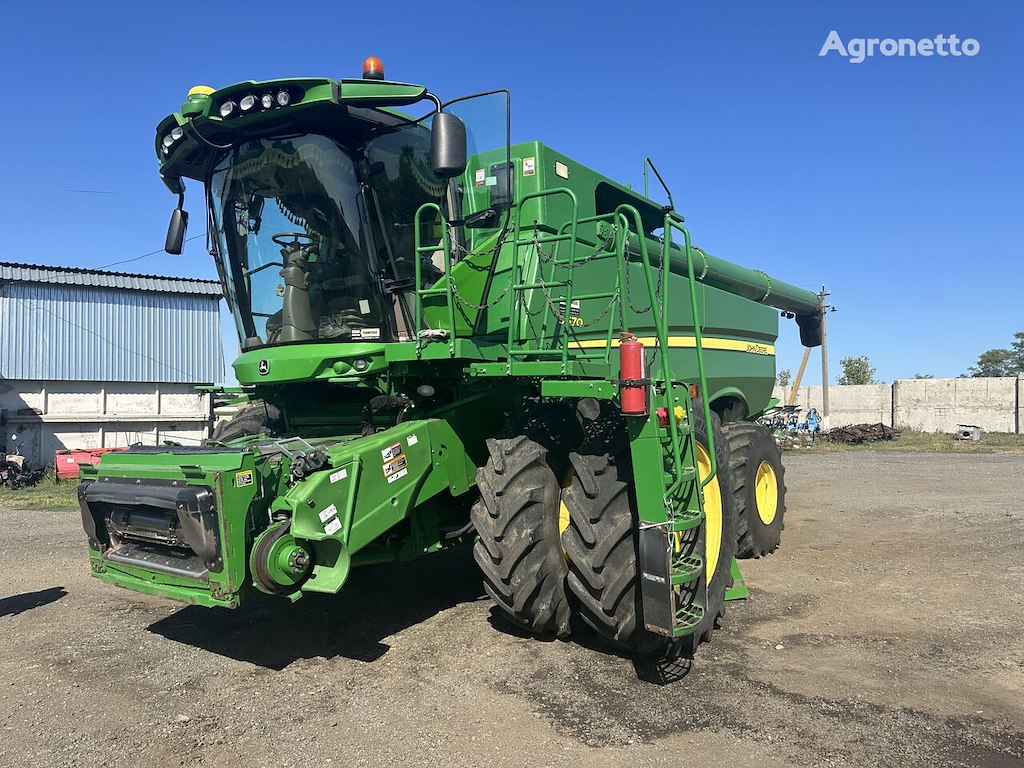 John Deere S670 kombajn za žito