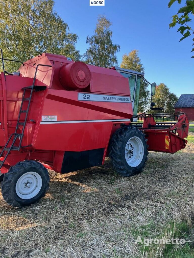 Massey Ferguson 22 kombajn za žito