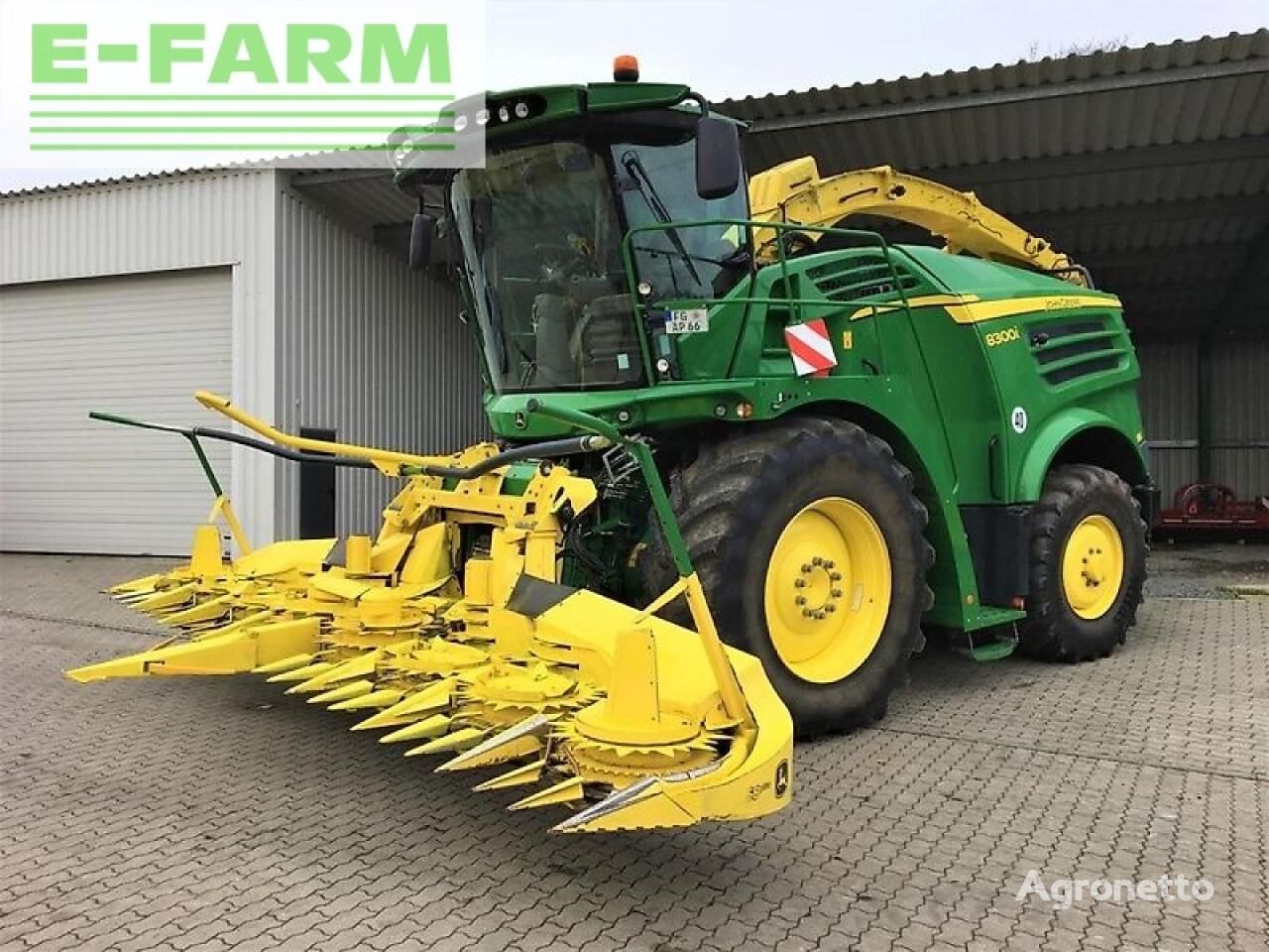 John Deere 8300i mit kemper 360+ & 639 pickup krmni kombajn