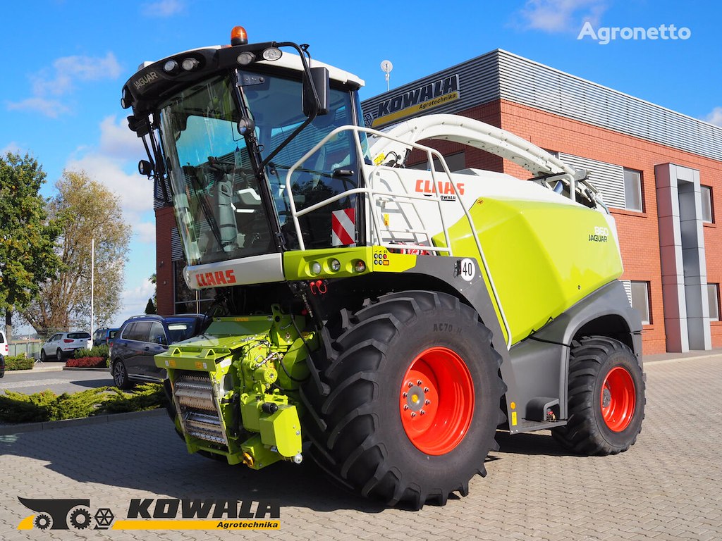 Claas Jaguar 860 4WD krmni kombajn