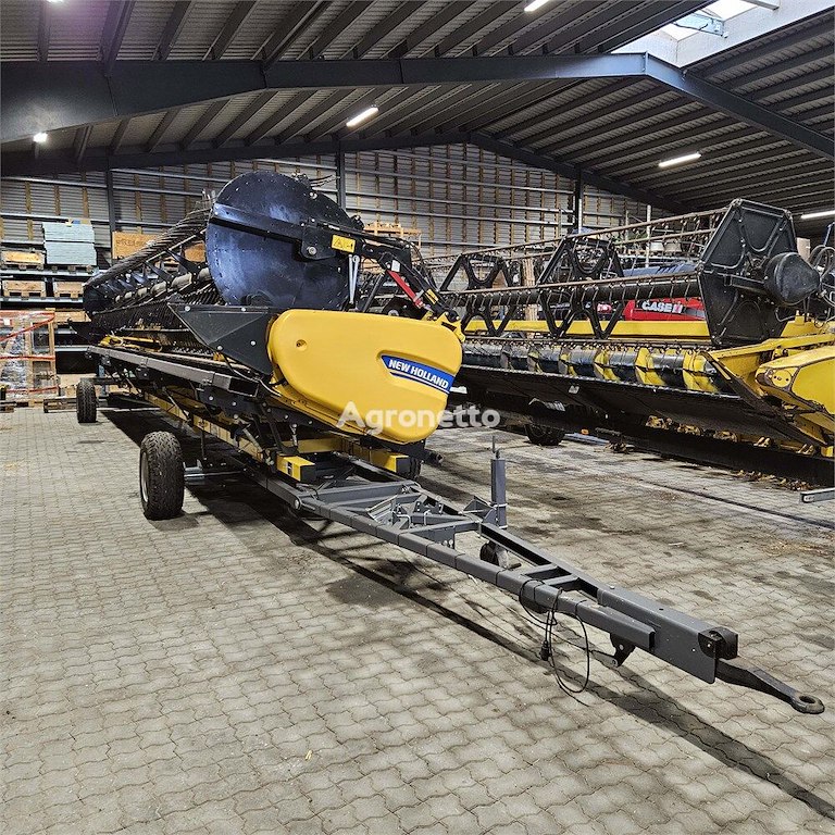 Prodaje se New Holland CT14 adapter za žito na aukciji