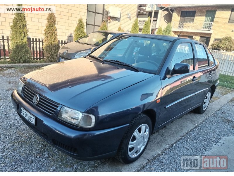 VW Polo 1.4i. NA TABLAMA SVAJCARSKIM