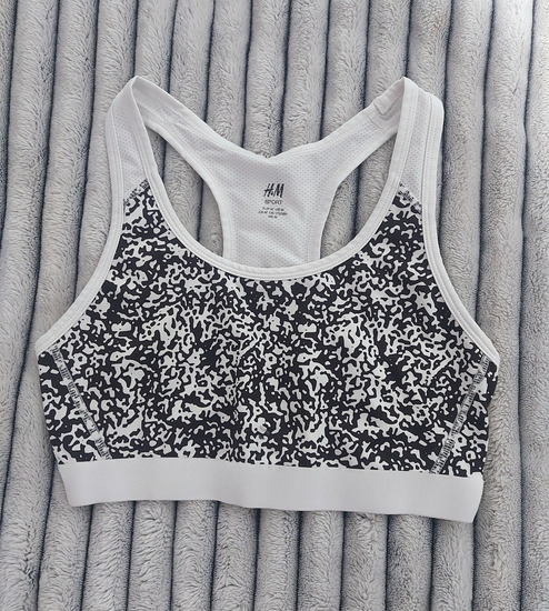 H&M top za trening