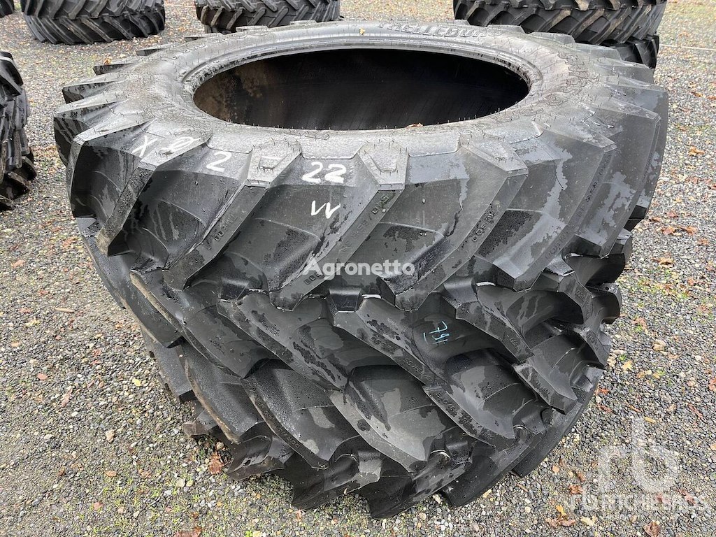 Prodaje se Trelleborg 540/65R38 Quantity of (2) TL 147 D TM800 MATC gumu za traktore na aukciji