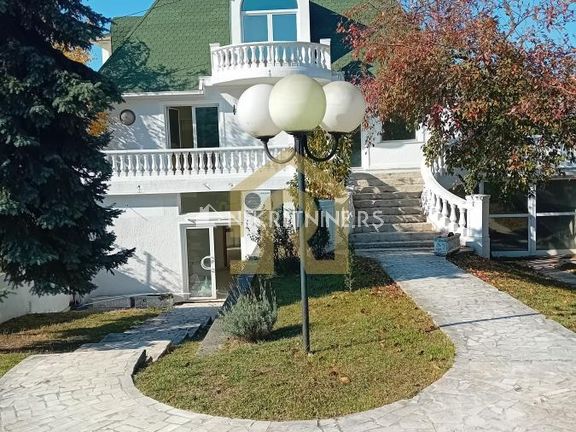 Izdavanje, pp, Vinogradska, 380m2, ID1430, Vinogradska