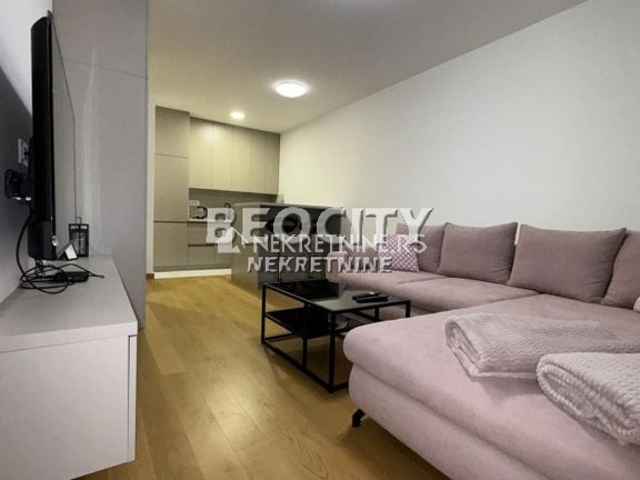 Novi Sad, Rotkvarija, Kisačka, 1.5, 46m2, 650EUR