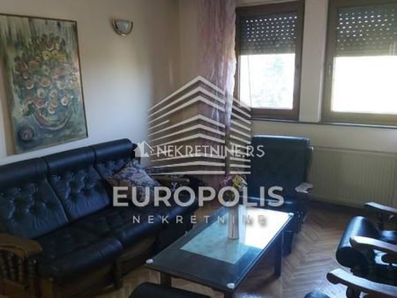 Duplex sa parkingom kod Pinka, Dedinje ID#5383