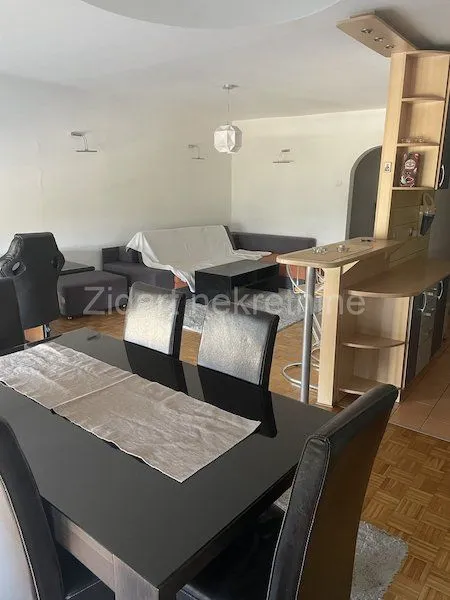 Izdavanje, trosoban stan, 96m2, Novi Beograd Blok 30, Novi Beograd, Beograd