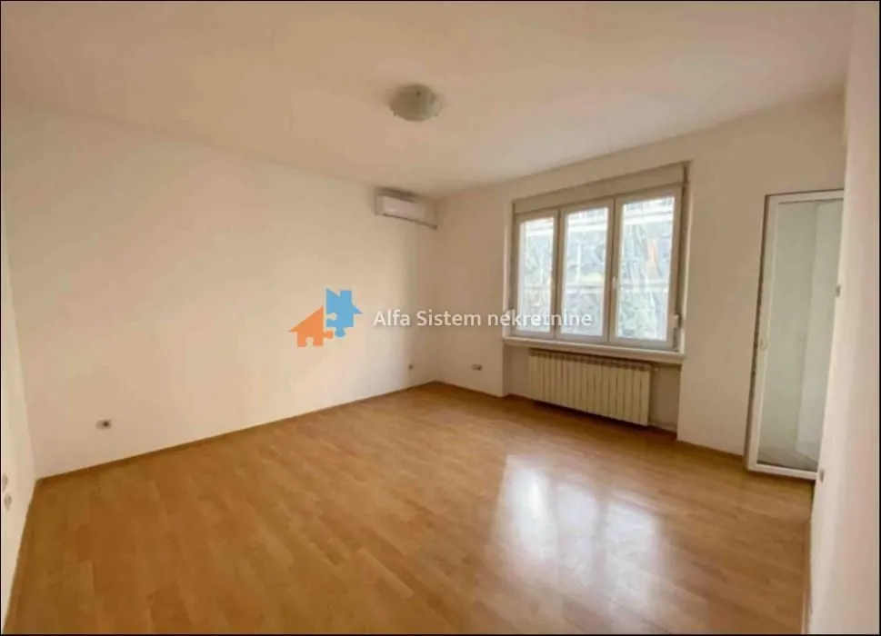 Izdavanje, jednosoban stan, 40m2, Stari Grad, Beograd