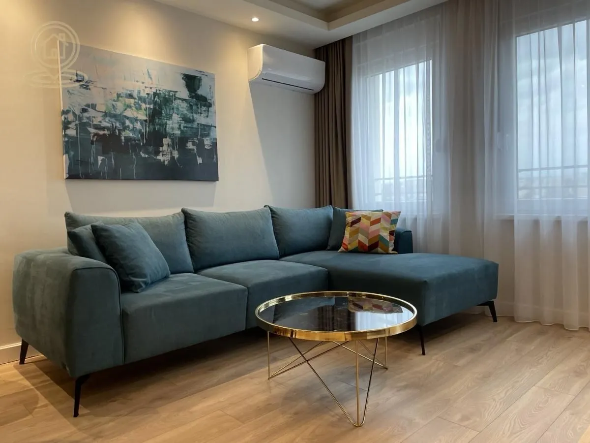 Izdavanje, dvosoban stan, 60m2, Centar, Beograd