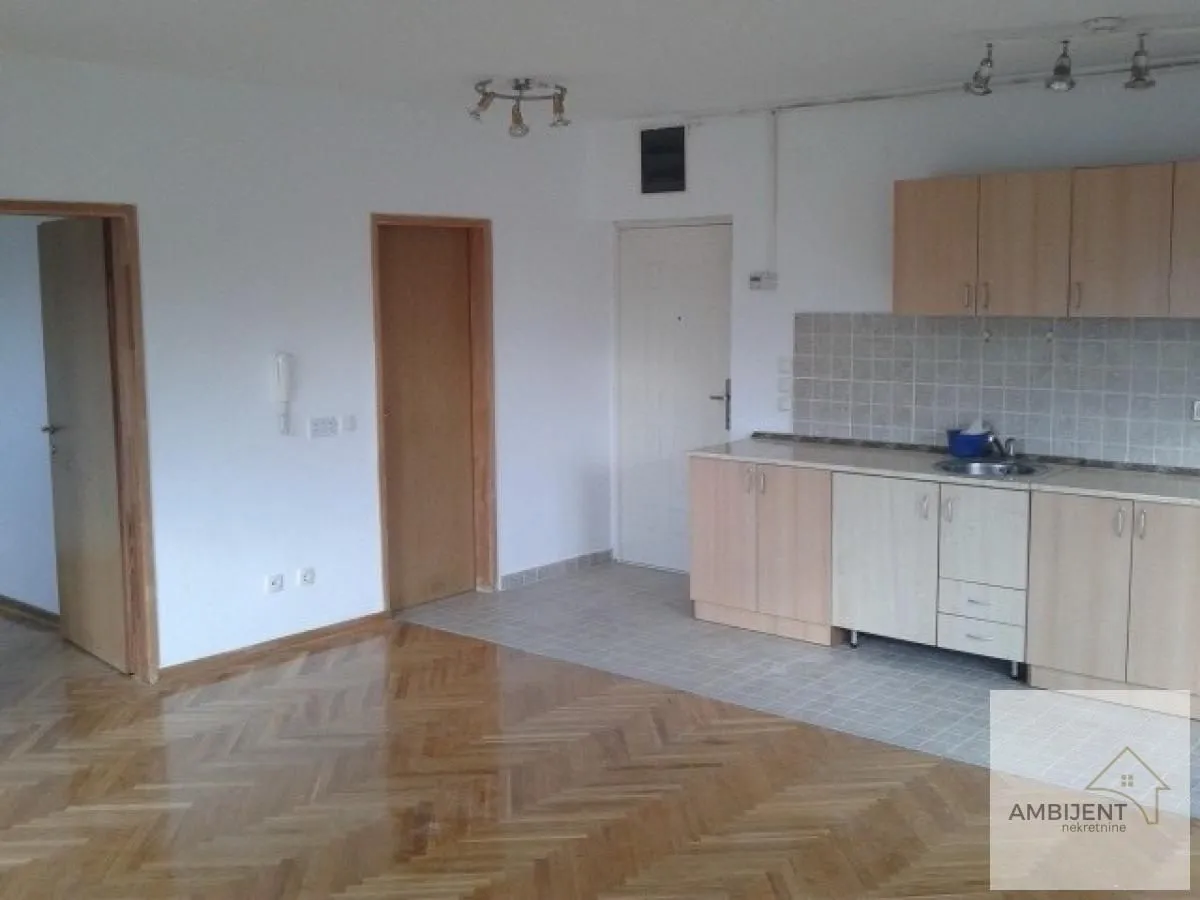 Prodaja, dvosoban stan, 50m2, Zemun, Beograd