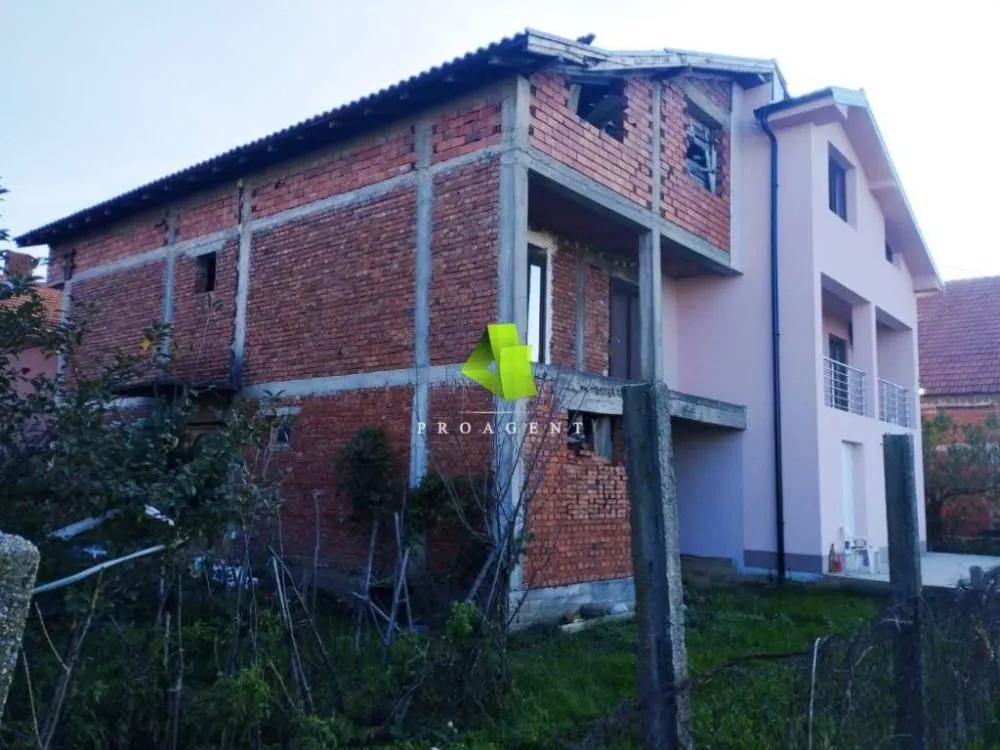 Prodaja, kuća, 270m2, Solidarnost, Leskovac