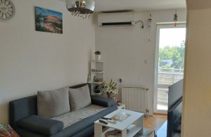 Prodajem Stan-Apartman, Bulevar Oslobođenja