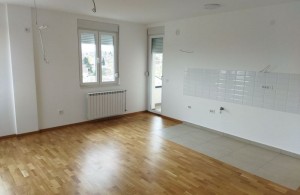 Prodajem Stan-Apartman, Stari Majur, Novi Sad Okolica