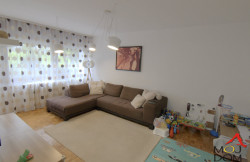 Stan,PETROVARADIN,BLOK 8,kv: 77, € 132900, ID: 1029328