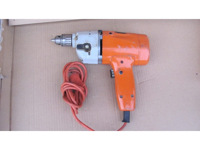 BLACK&DECKER DNJ64 kvalitetna stara el.busilica