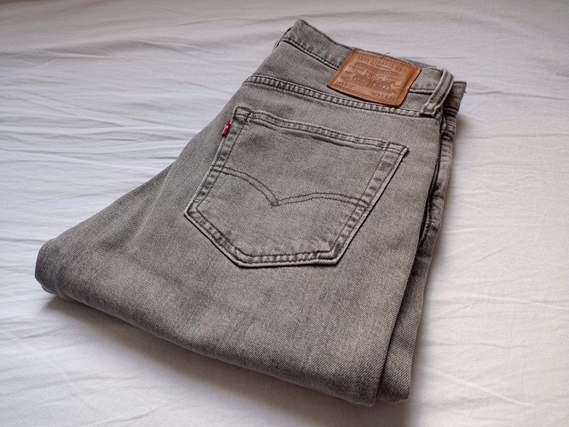 Levis 512 - Slim Tapered Jeans