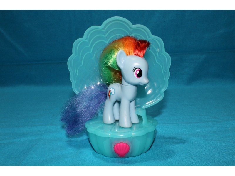 HASBRO MY LITLE PONY MUZICKA SKOLJKA PONI RAINBOW DASH