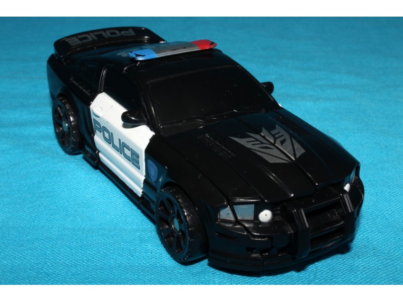 HASBRO TRANSFORMERS DECEPTICONS – BARRICADE