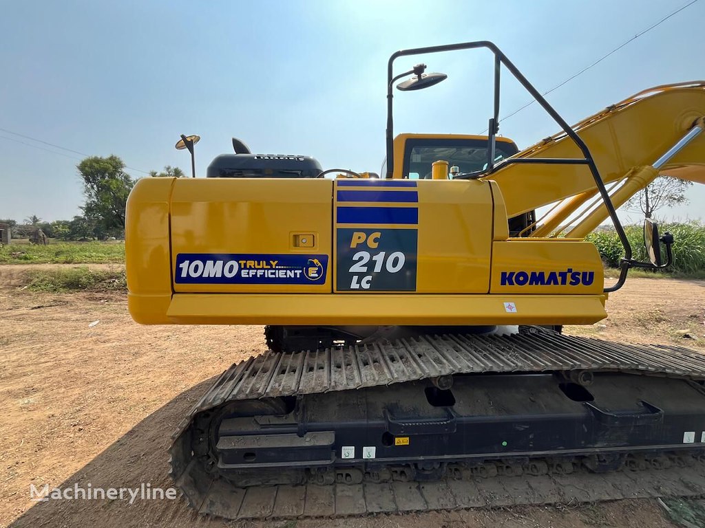 Novi Komatsu PC 210LC-10MO bager guseničar