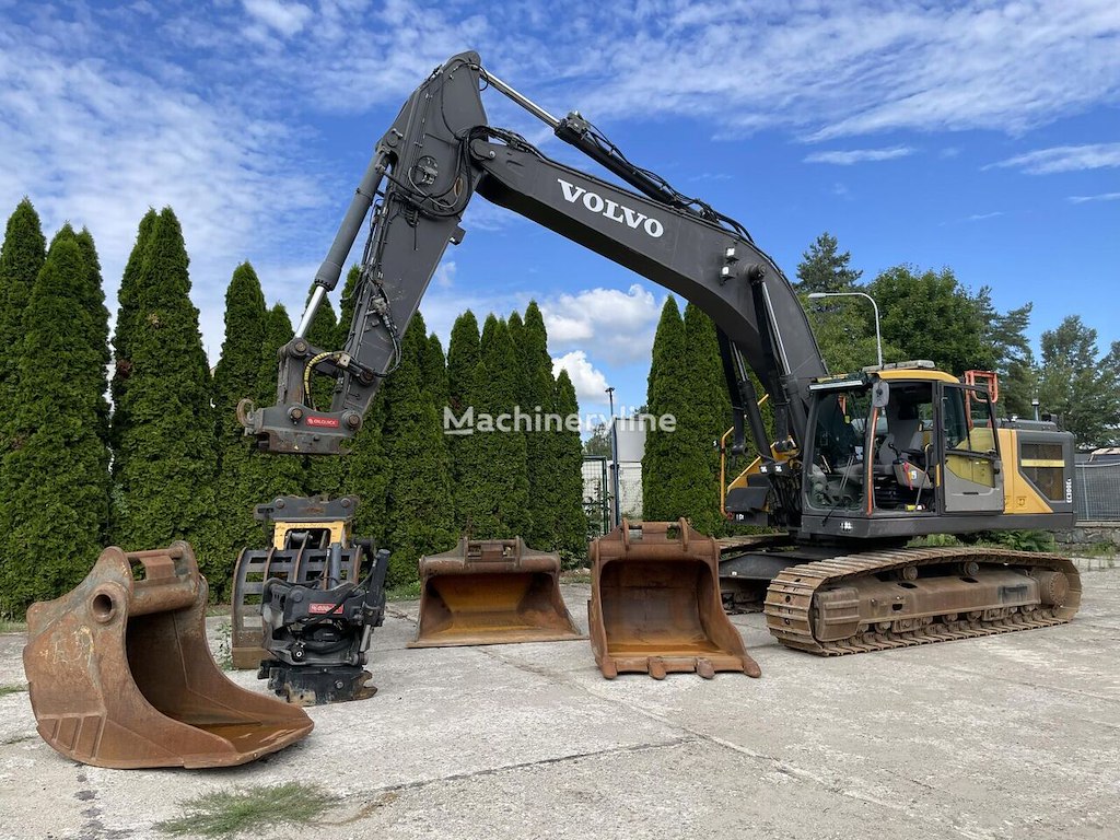 Volvo EC300 E bager guseničar