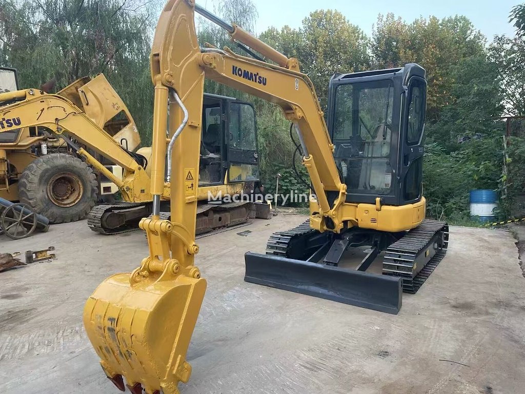 Komatsu PC35 mini bager