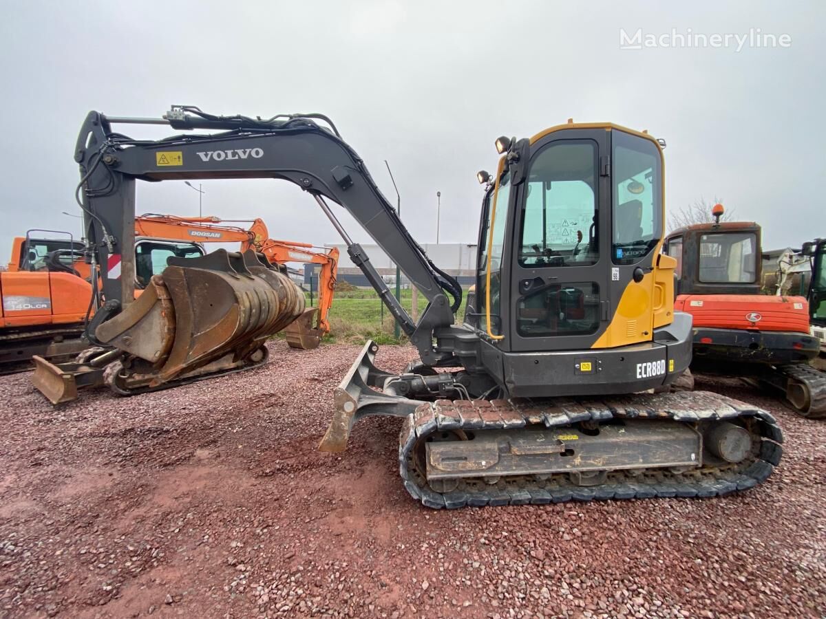 Volvo ECR88 mini bager