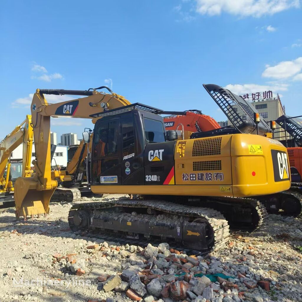 Caterpillar 324D bager guseničar