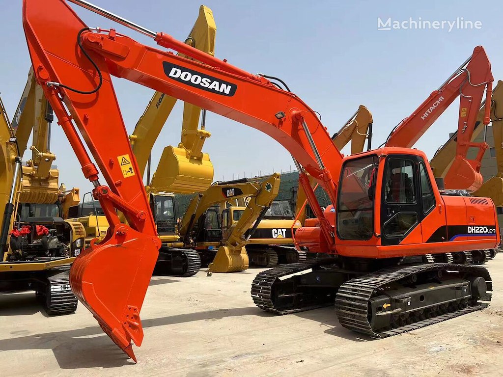 Doosan DH220LC-7 bager guseničar