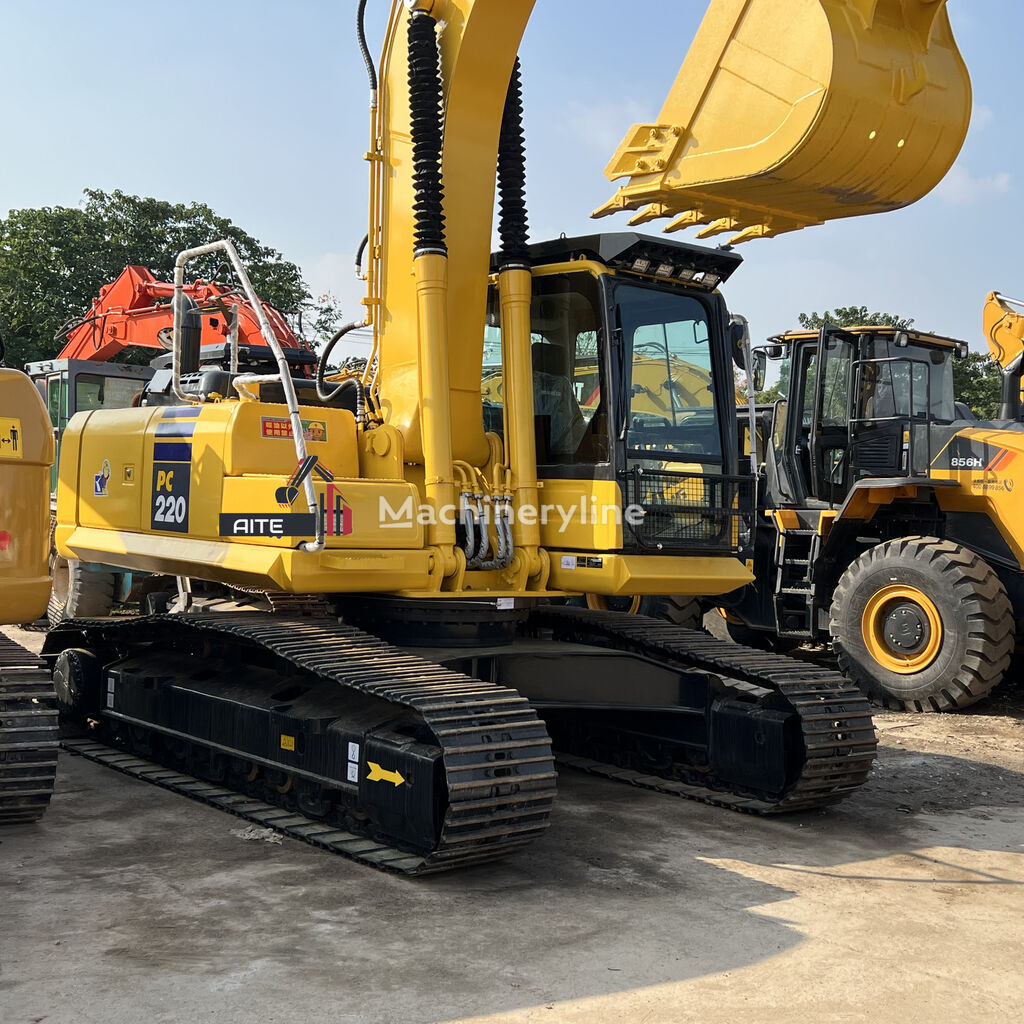 Komatsu pc220-8 pc220-8m0 bager guseničar