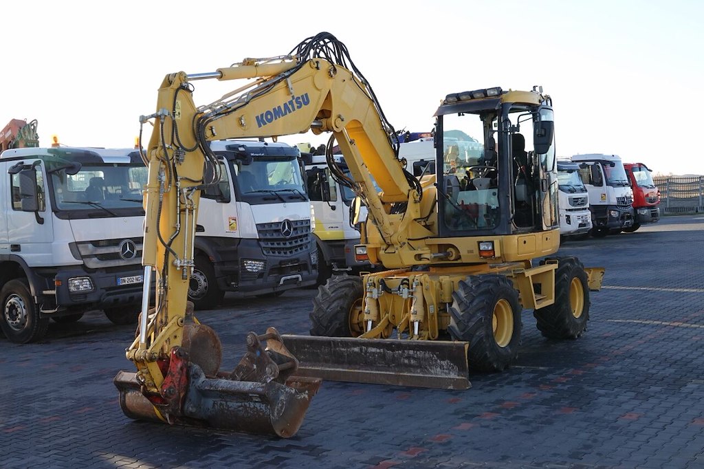 Komatsu PW 98MR-8 / KOPARKA KOŁOWA / 6500 MTH bager točkaš