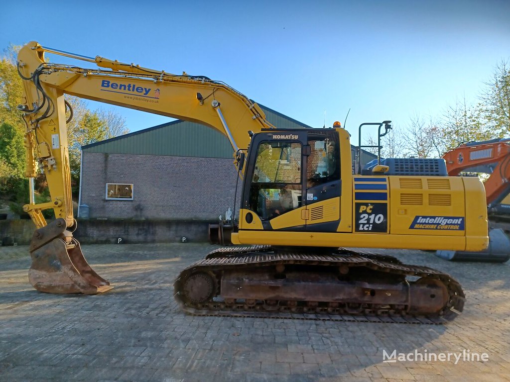 Komatsu PC 210 LCI-11 *GPS unit * Low hours* bager guseničar