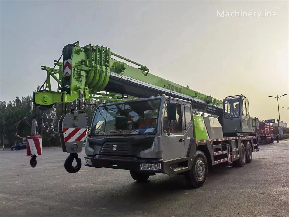 Zoomlion ZTC250V ztc300 ztc350 ztc500 25 ton 30 ton 35 ton truck crane pokretna dizalica