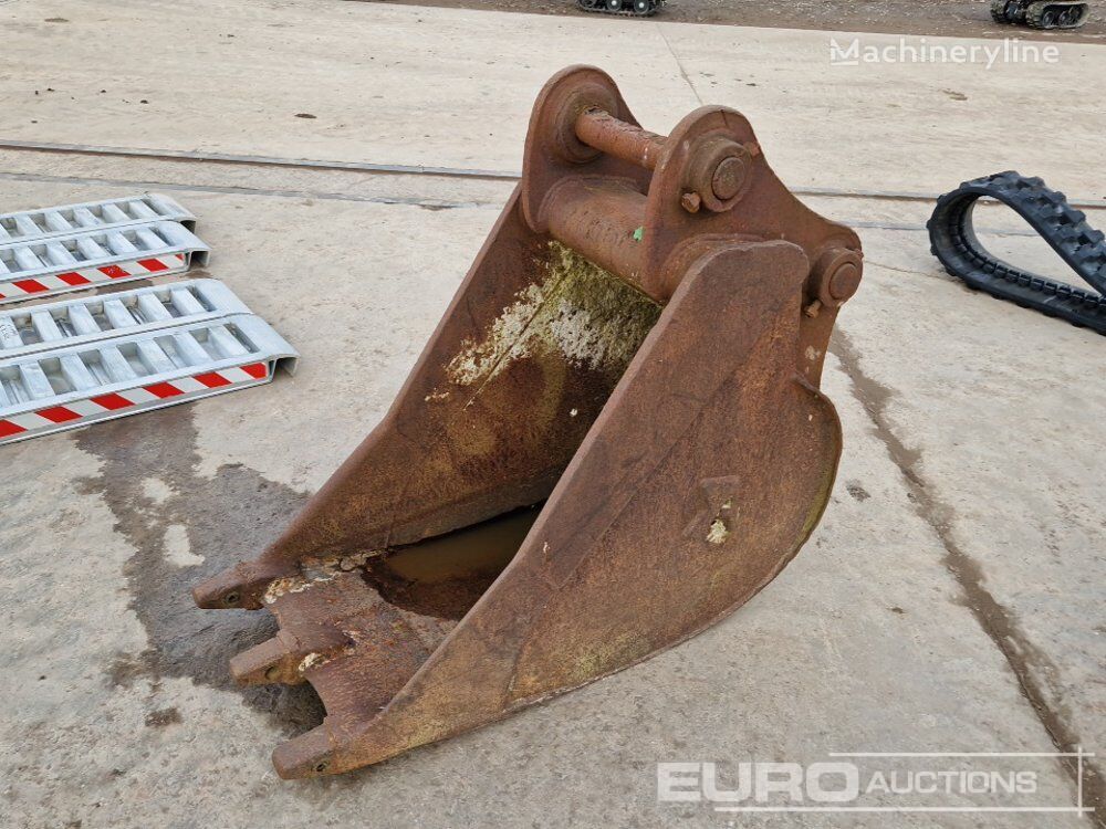 Prodaje se 24" Digging Bucket 70mm Pin to suit 14-18 Ton Excavator kašiku za bager na aukciji