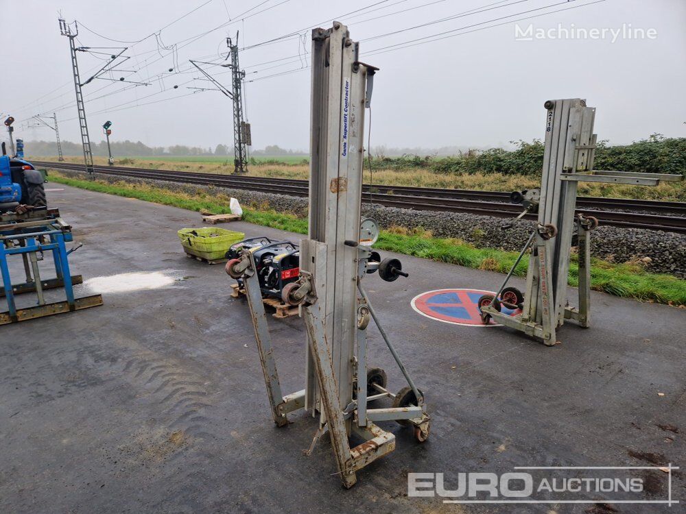 Prodaje se Summer Lift Material Lift kašiku za prednje utovarivač na aukciji