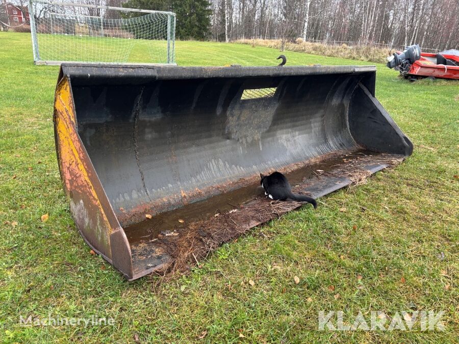 Prodaje se Materialskopa lilla BM kašiku za prednje utovarivač na aukciji