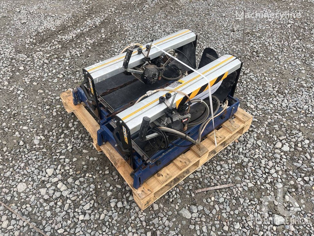 Prodaje se Carat CARACOUP265 Tile Saw Machine pneumatski čekić na aukciji