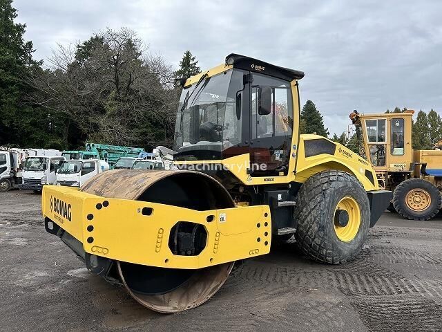 BOMAG BW212D-5 kompaktor s jednim valjkom