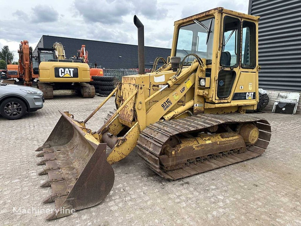 Prodaje se Caterpillar 931C buldožer na aukciji