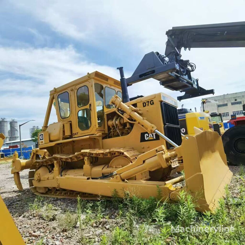 Caterpillar D7G buldožer