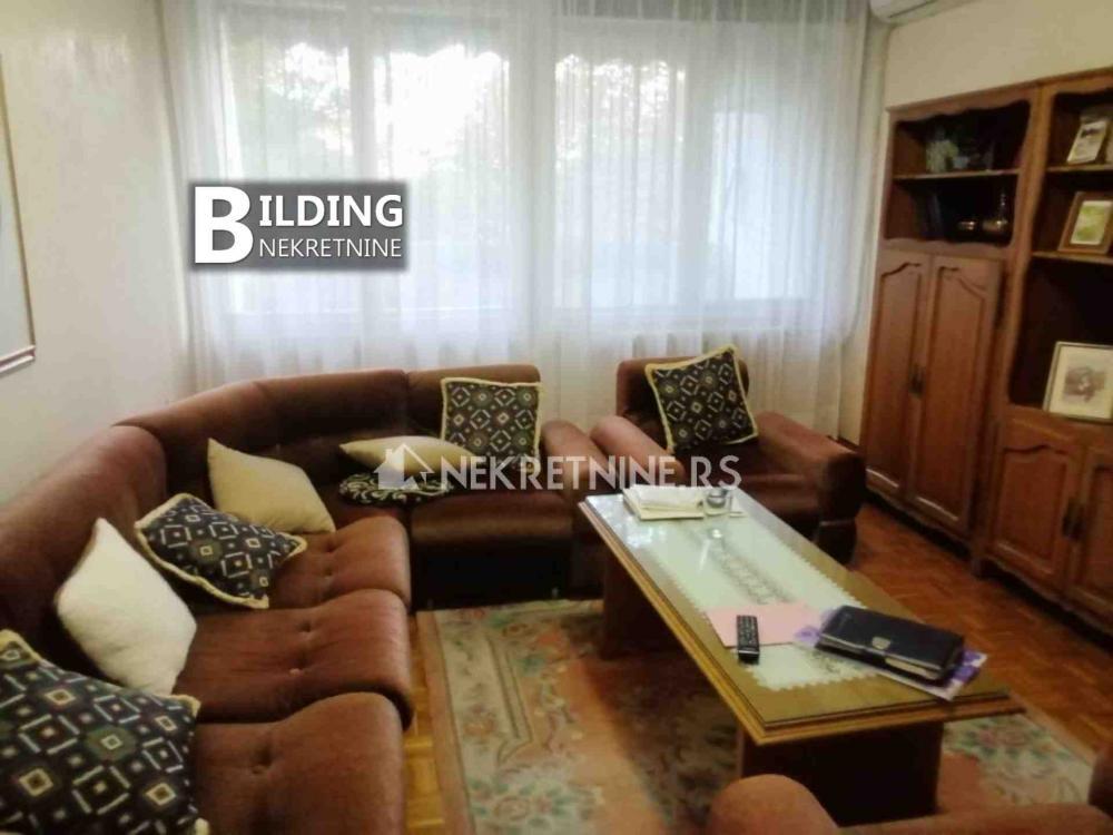 Gandijeva, Trosoban stan za izdavanje, 87m2, 800€