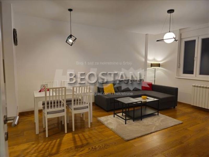 Novi Beograd - Zelene avenije stari merkator #59918 700 €