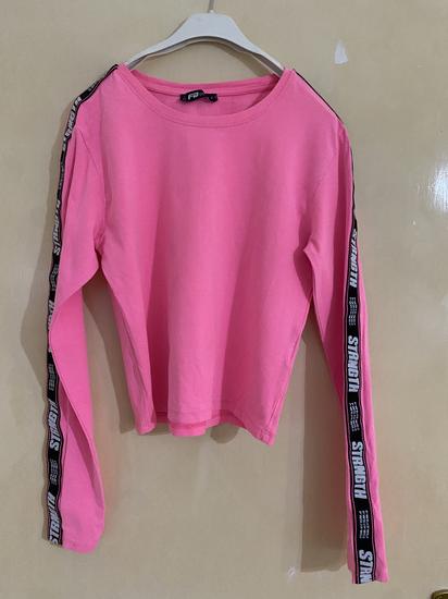 New yorker nova roze neon crop majica