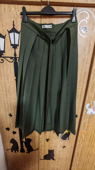 Zara suknja/pantalone