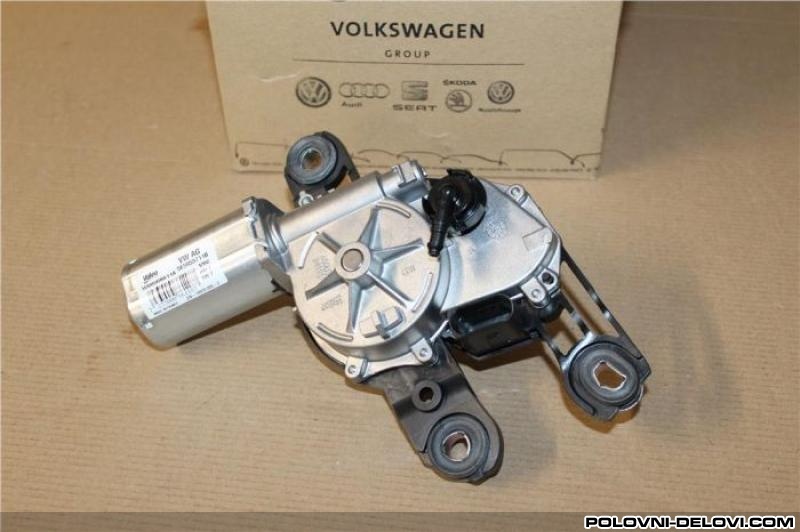 Audi Q3 Zadnji Motor Brisaca 5E5 955 711 B