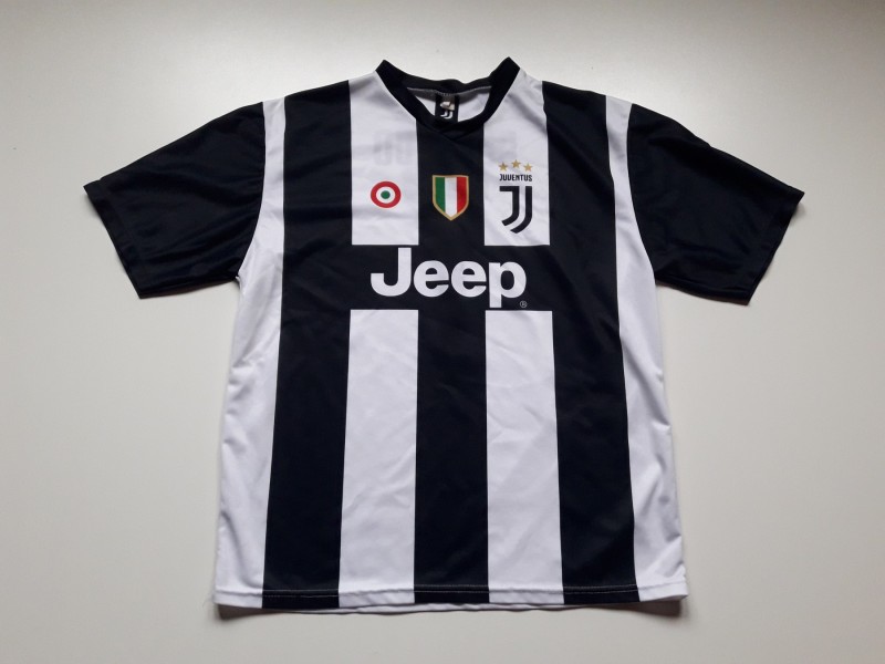 Dres Juventusa Ronaldo (2)