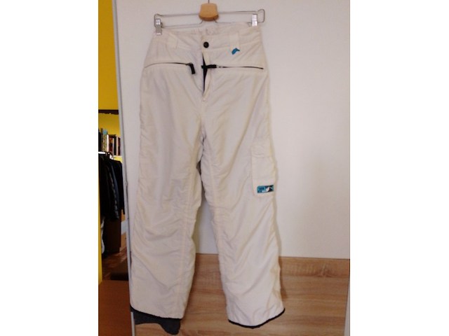 Ski pantalone outfit sport