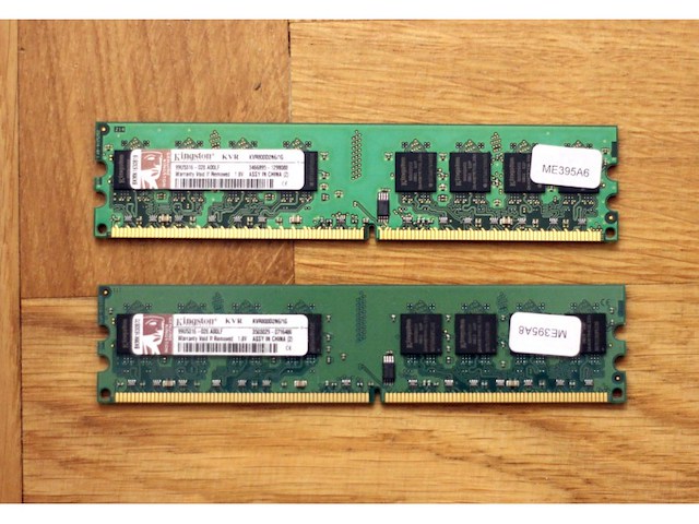 Kingston 1GB - 128M x 64-Bit DDR2-800 memorija x 2