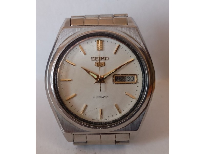 Seiko 5 automatic